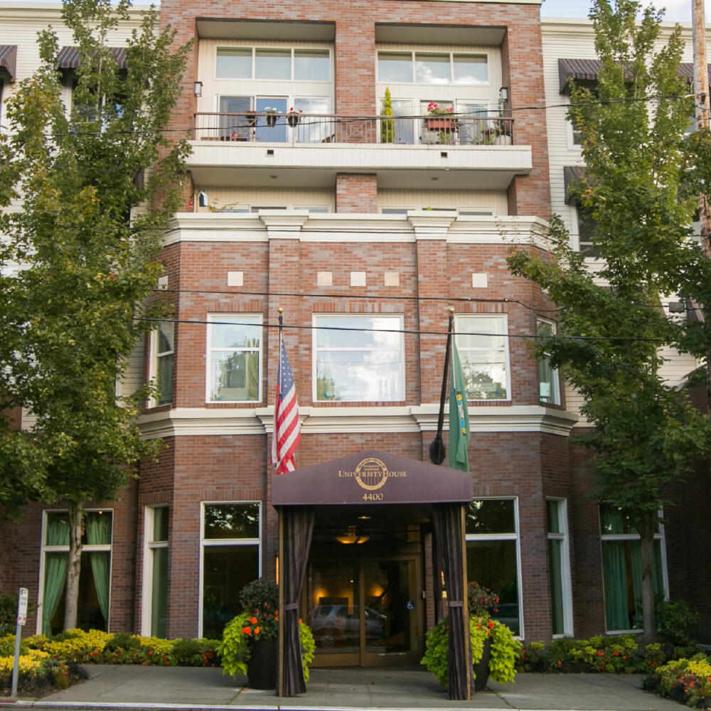 Seattle Retirement Communities | Independent & Assisted Living | Era Living